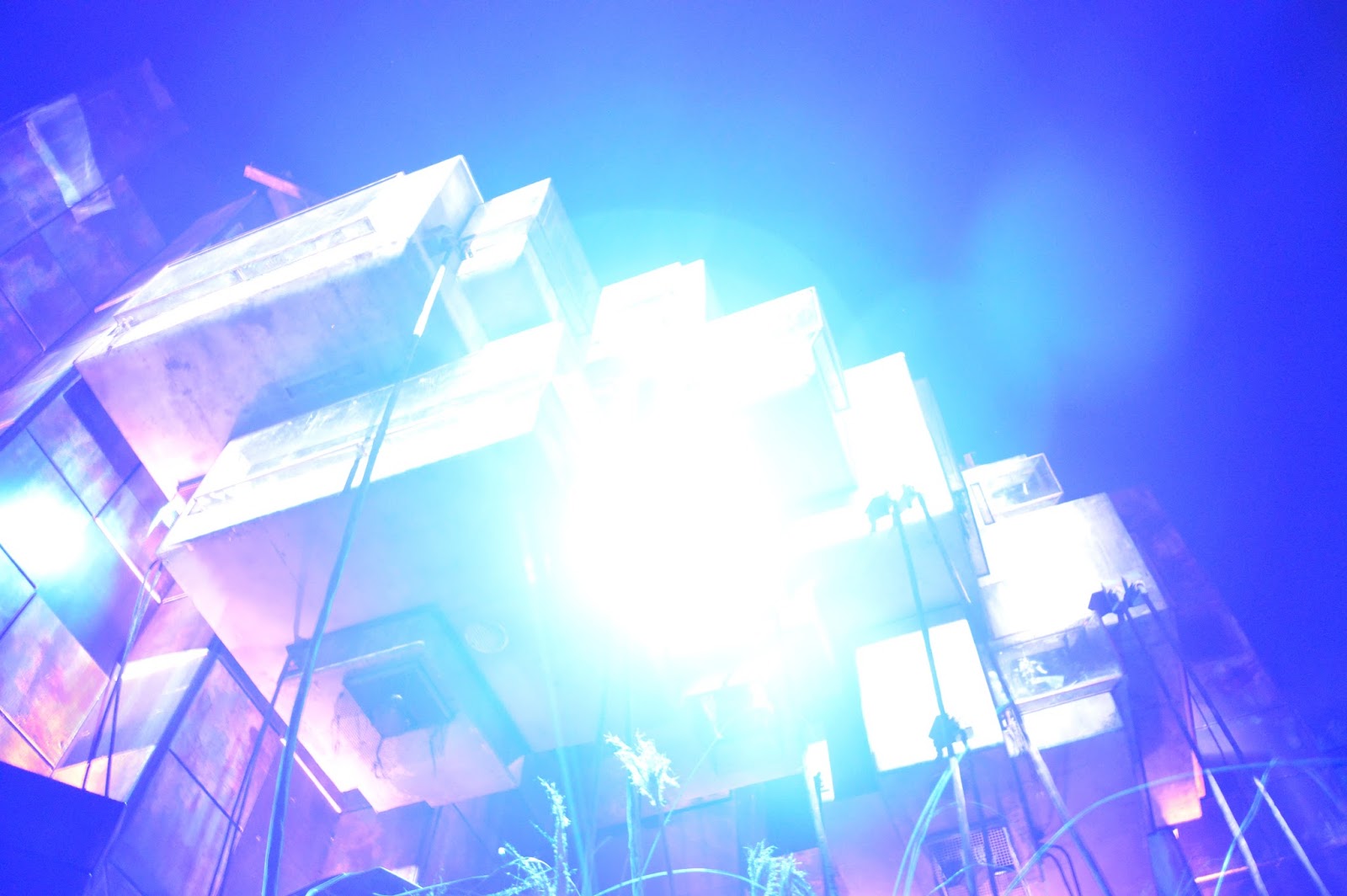 fredbutlerstyle: Wednesday 13th July: Genosys at Block 9, Glastonbury ...