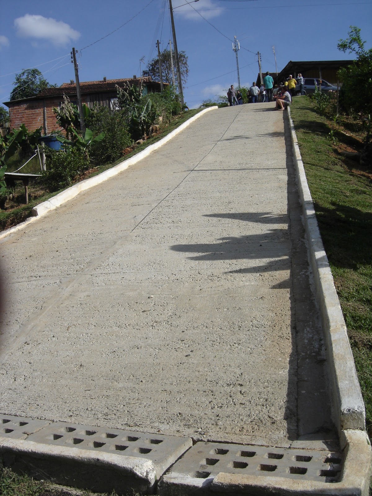 SÃO JOSÉ DA BOA VISTA: Calçamento de rua vai beneficiar famílias em SJBV