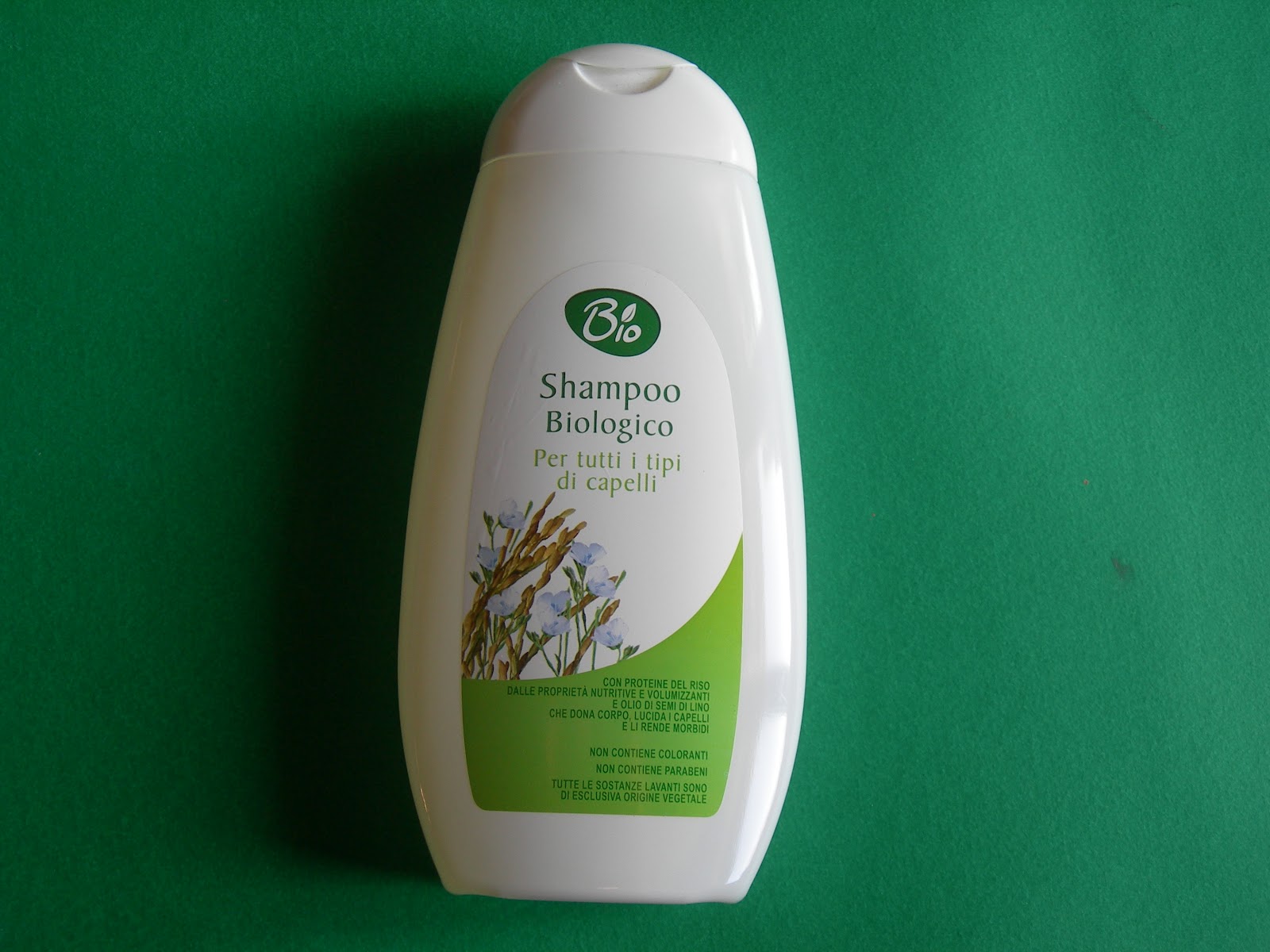 RaelMENTE: Review: Bio (In'S) Shampoo Biologico