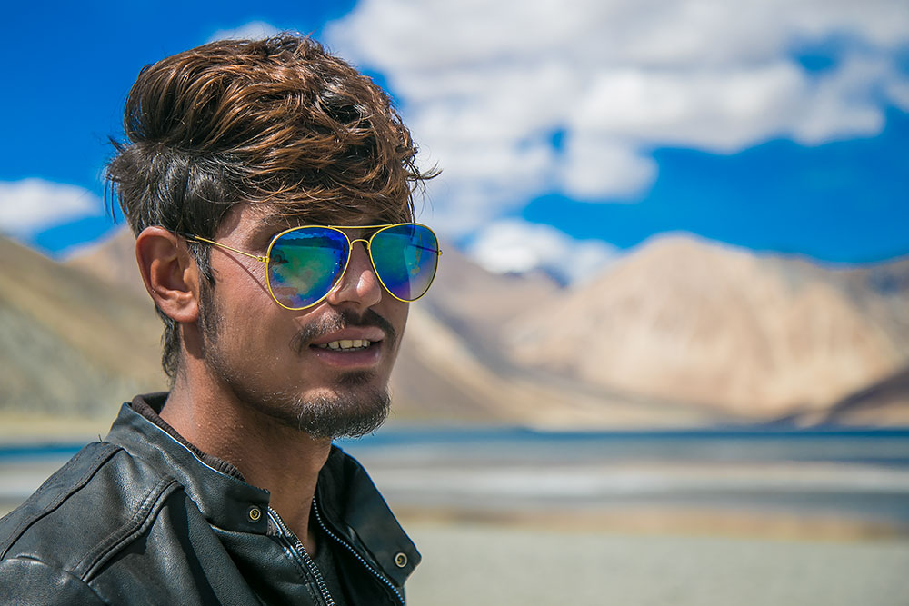 Road-trip to Pangong Tso with a rockstar driver!