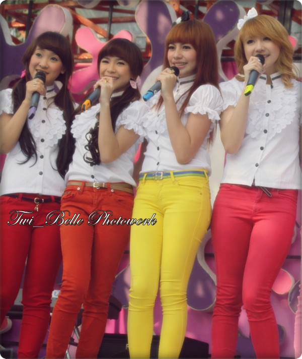 Gigi Worlds Website: Foto - Foto Chibi di Inbox 04.08.12 Part 4