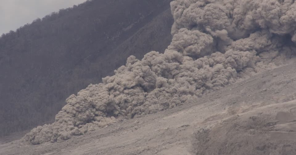 Il piacere di sapere che: Cenere vulcanica simulazioni in laboratorio