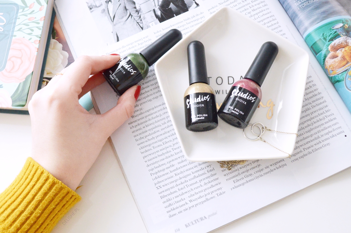 Francja elegancja na paznokciach, czyli lakiery z brokatem od Didier Lab