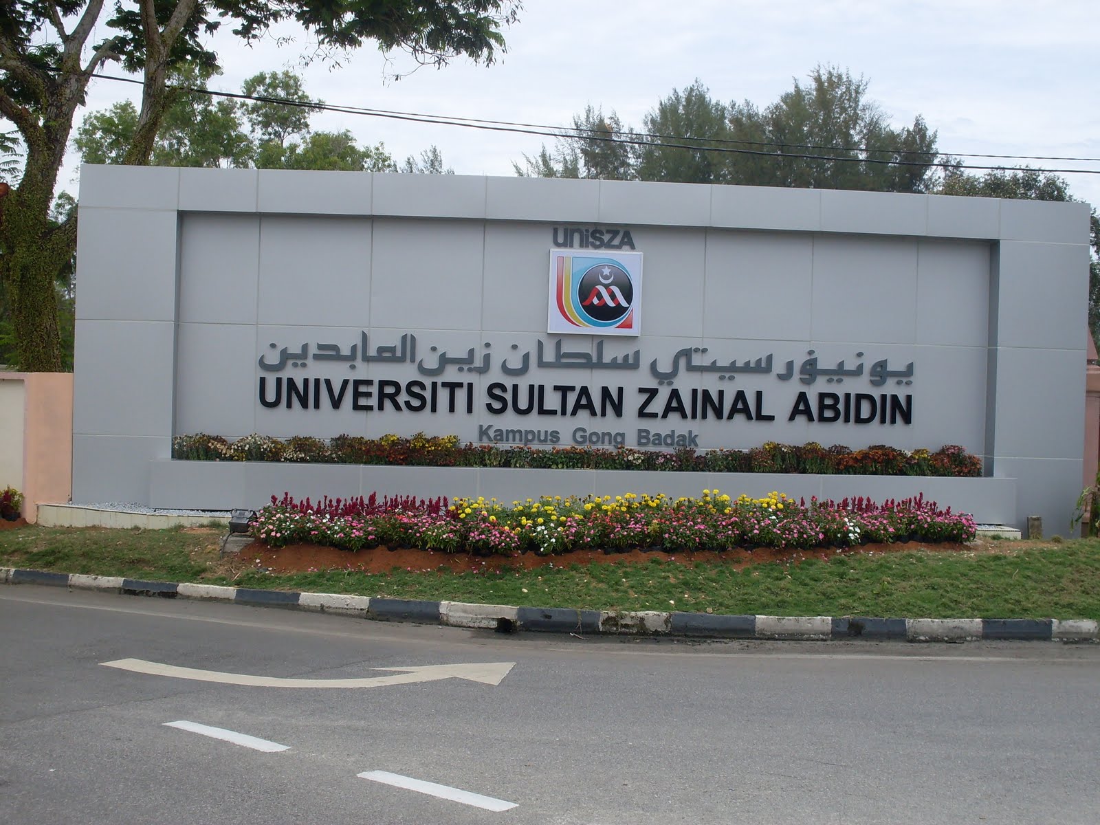 LOVE ALLAH: Tumpang tanya Encik,,,Unisza dekat mana?