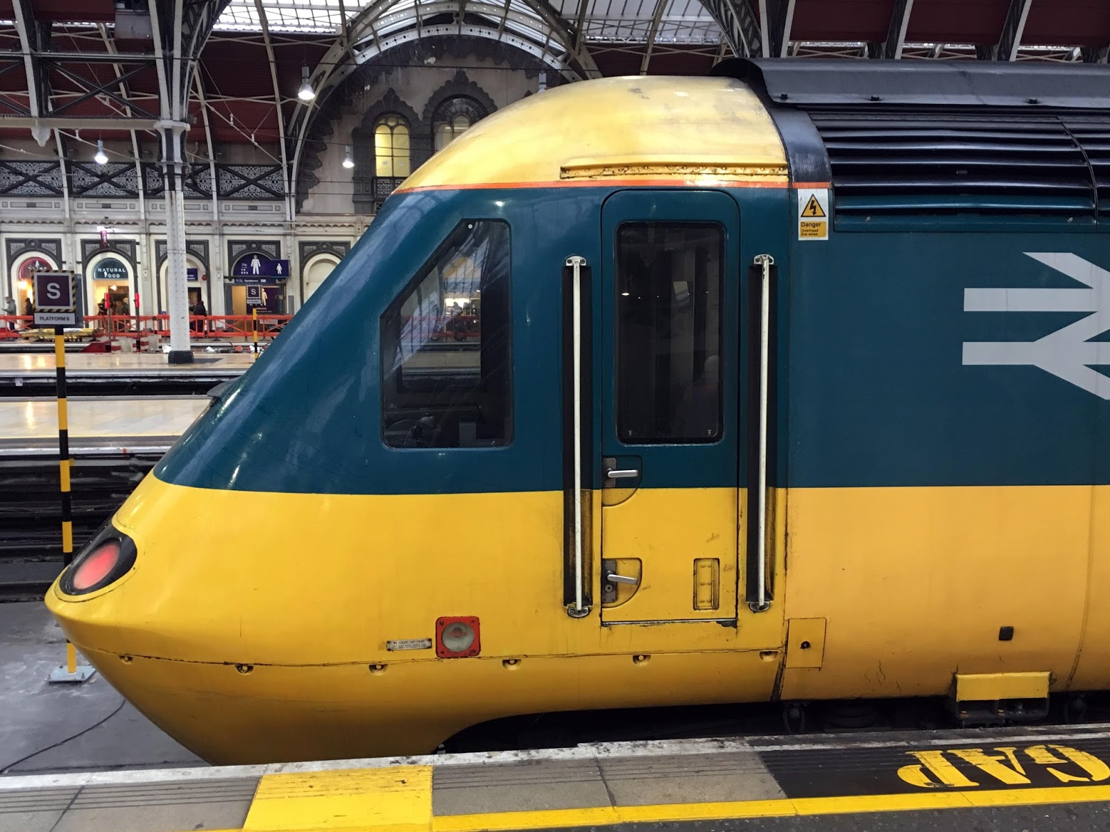 British Diesels and Electrics: Class 43 (British Railways/Ruston Paxman ...