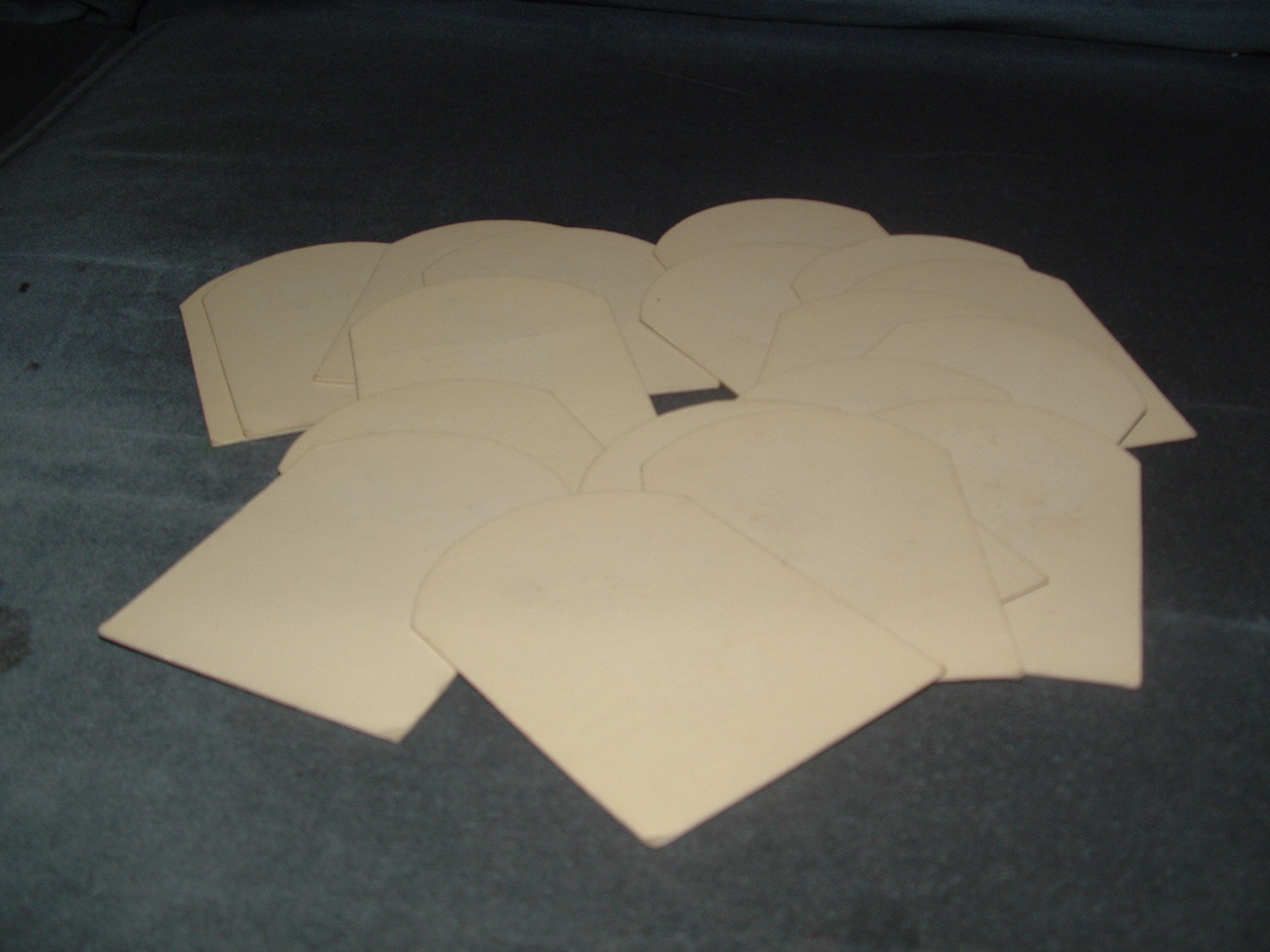 THE COBWEBBED ROOM: 'SCREECH' - game