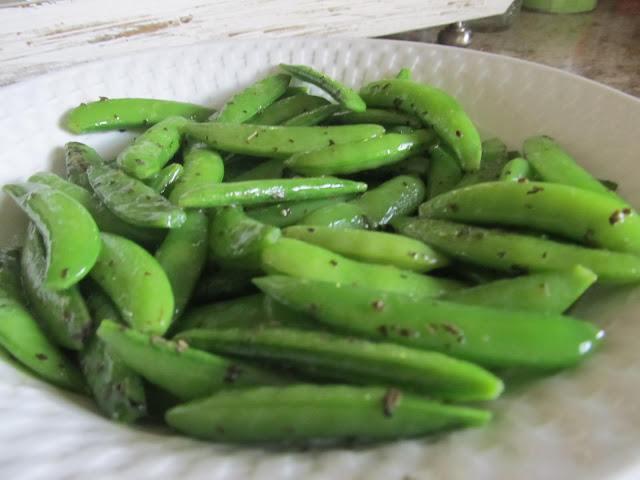 Mediterranean Inspired Food: Herbed Sugar Snap Peas