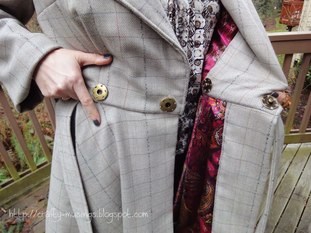 Crafty Musings: McCall's 6442: A Coat!