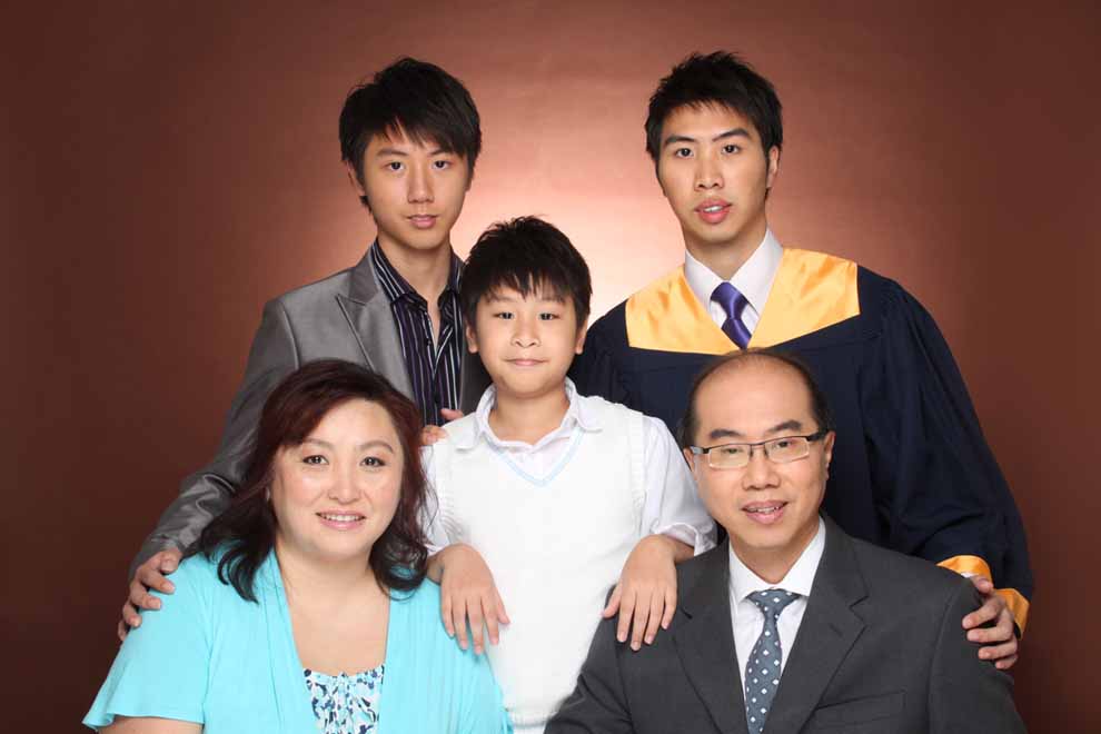 The Beautybox Studio: Leong Family : Convocation Family Session