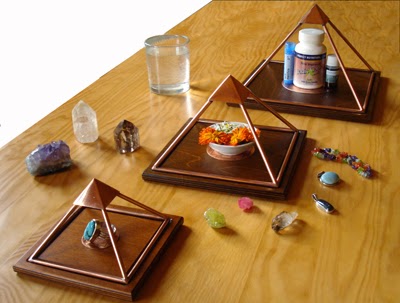 Crystals and Gemstones: Pyramid- How it Works and Uses