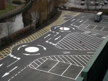 Drawing : Lines in the road