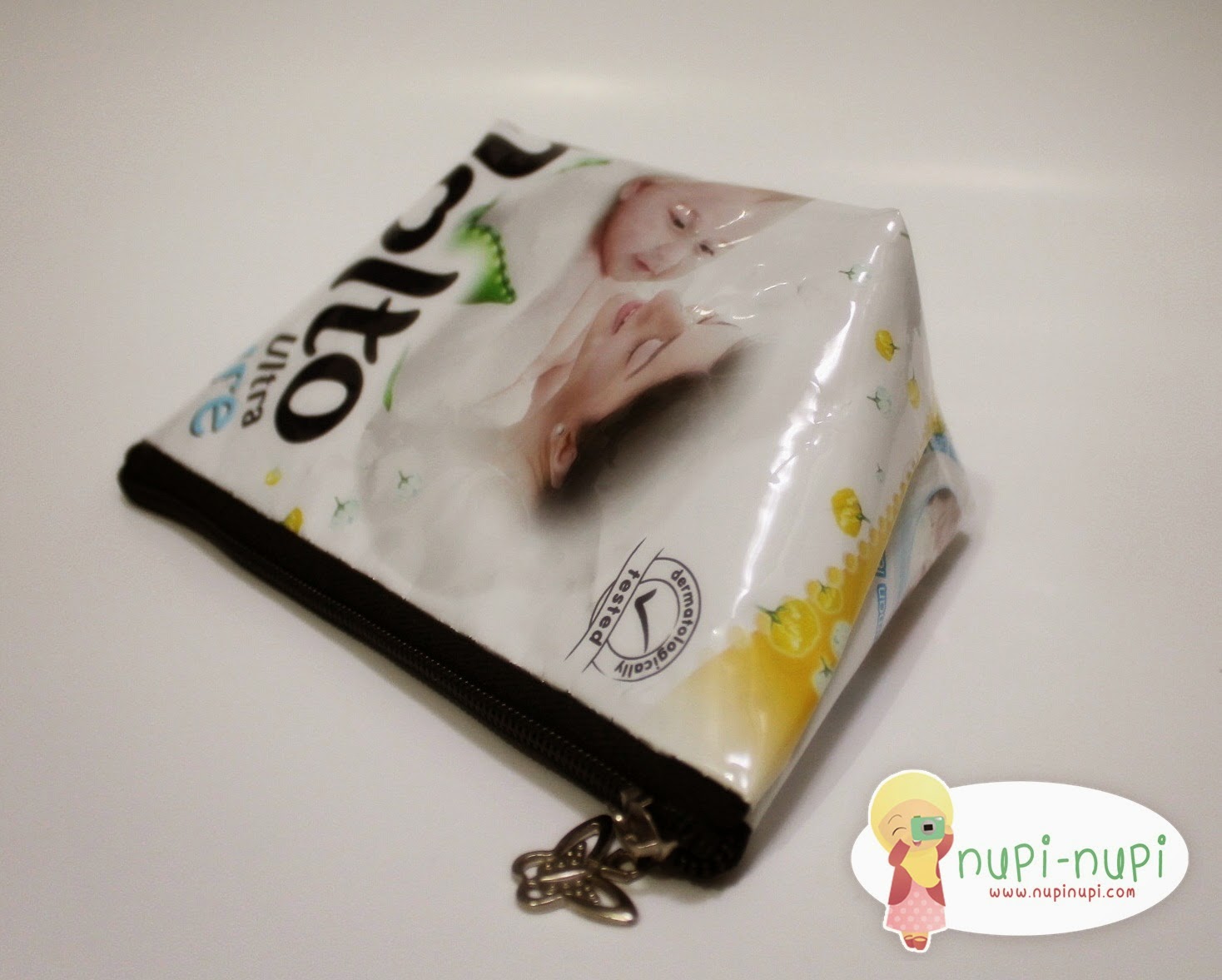 Jari Jemary Mammy: Kreatifitas Membuat Dompet Dari Plastik Getergen