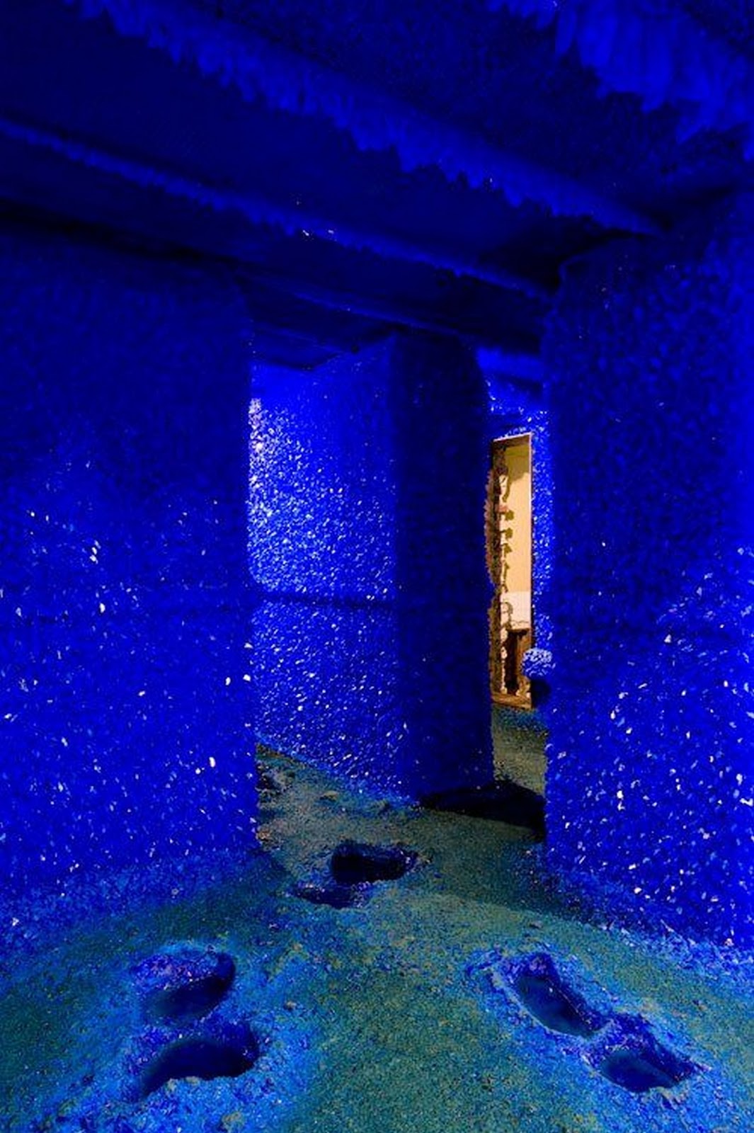 LE BLEU MAJORELLE EN DECORATION____________COMME UNE EVOCATION D ...