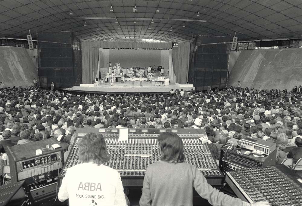 ABBAFanatic: ABBA Live In Melbourne Australia 5th March 1977