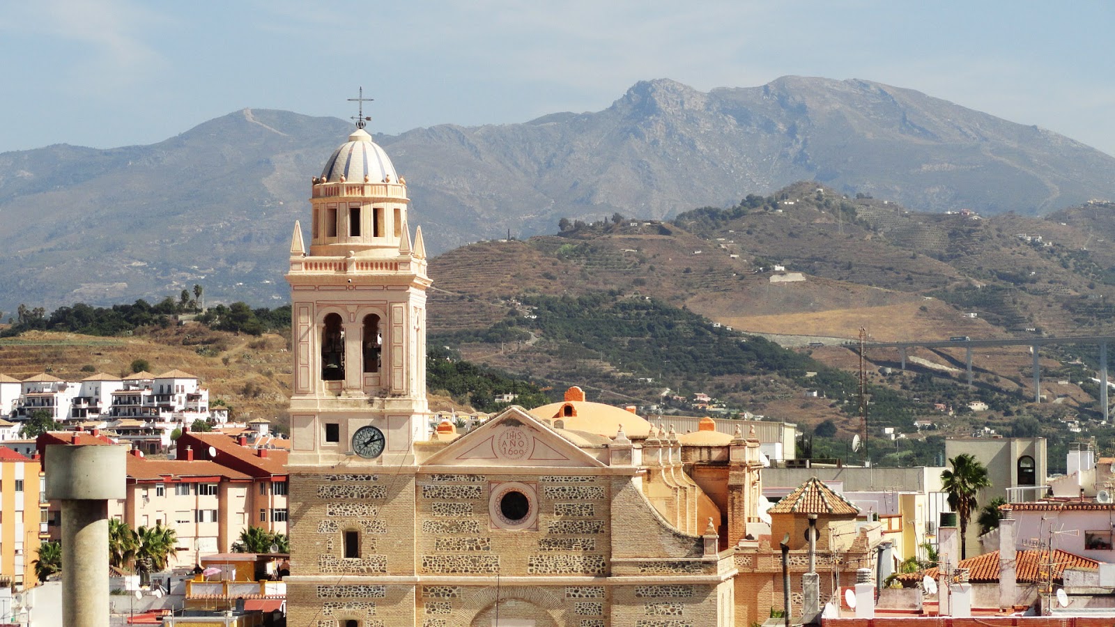 PUEBLOS Y LUGARES: ALMUÑÉCAR
