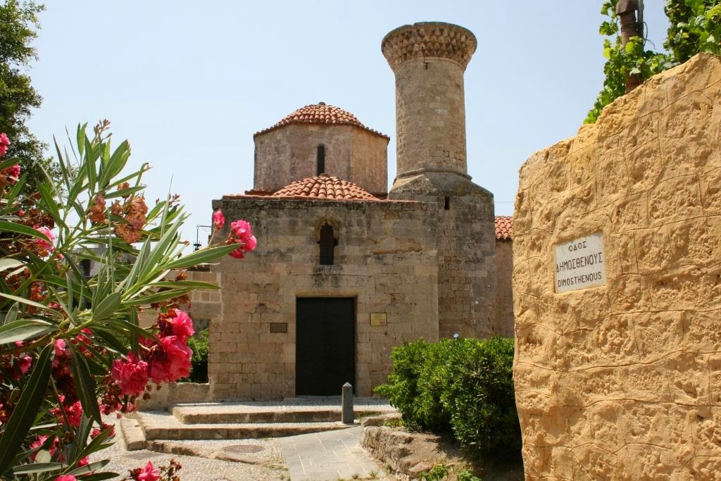 RODI E SIMI, SULLE TRACCE DEL PASSATO - una destinazione turistica italiana