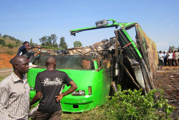 Nchini Uganda -14 killed, 44 injured as bus crashes, burns