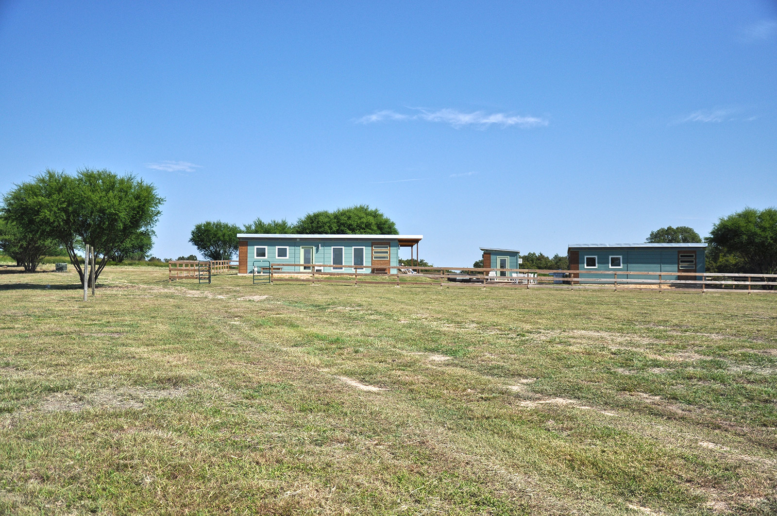 TINY HOUSE TOWN: Modern Cabin Compound
