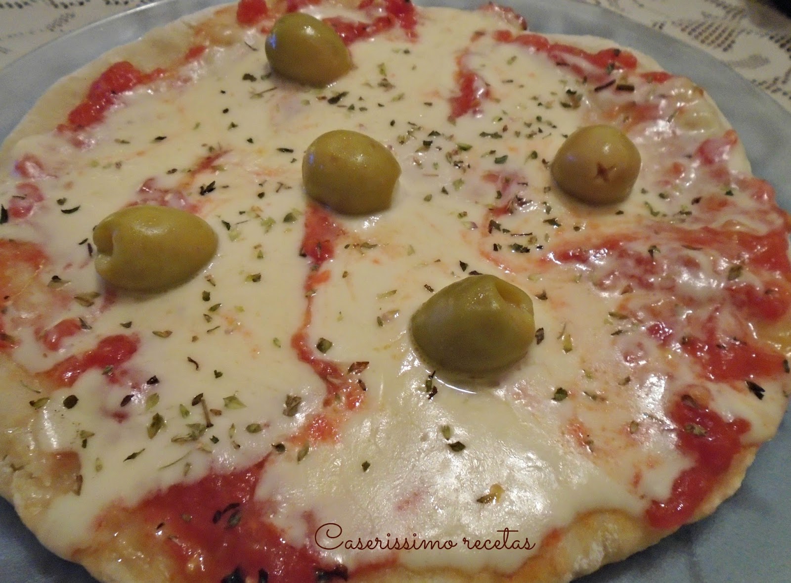 PIZZA DE MOZZARELLA EN SARTÉN en 7 minutos de cocción | Caserissimo