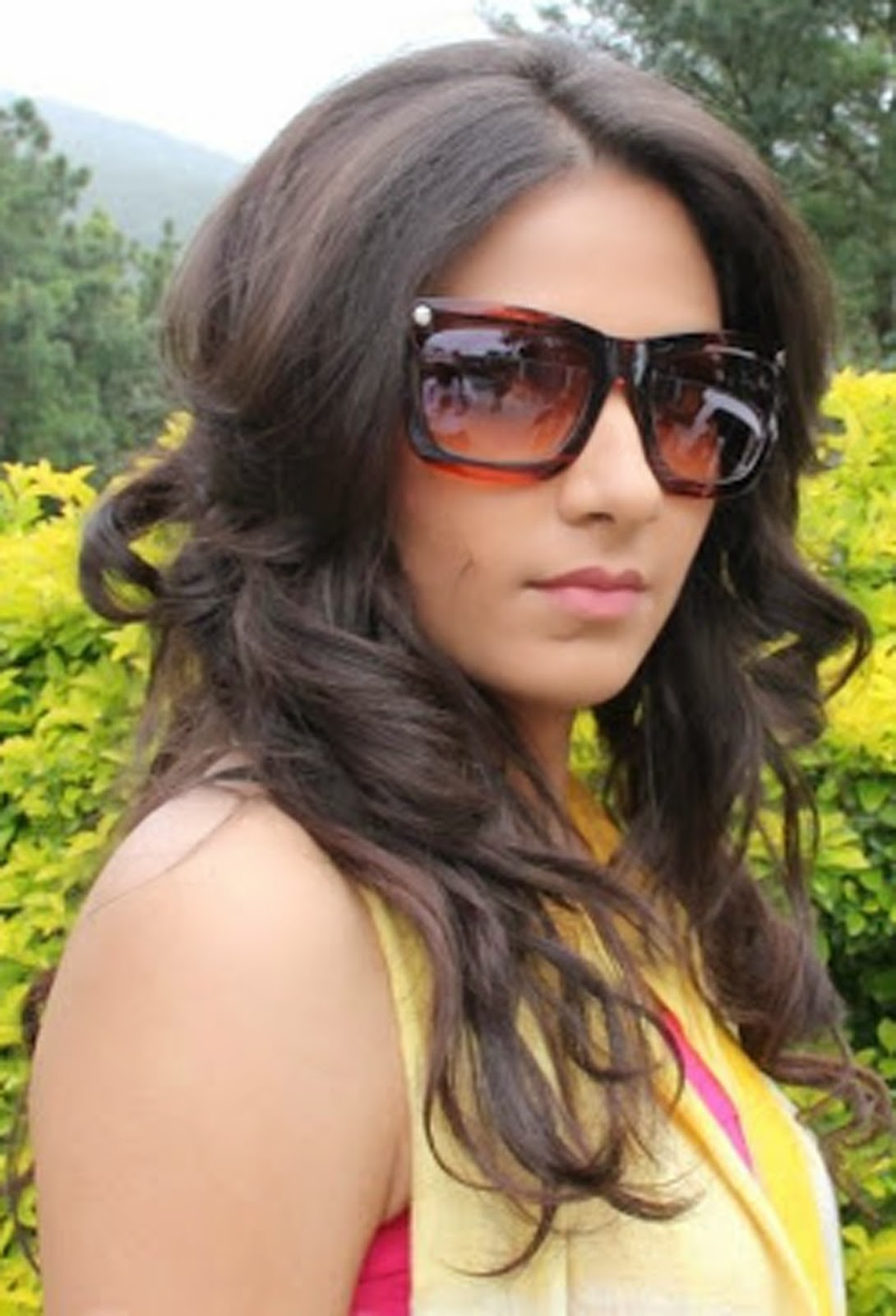 Celebrity HD Picture Collection: Sweet Girl Suvashree Awesome HD Picture