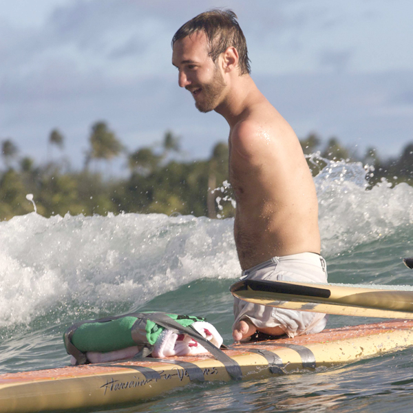 Bs Kinh Thi: Nicholas James "Nick" Vujicic với "Something more"