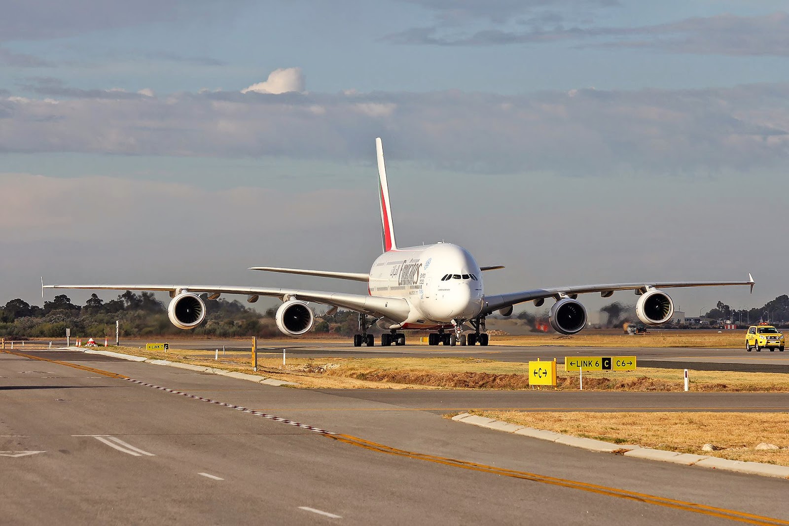 Perth Airport Spotter's Blog: Emirates A380-861 A6-EDP (Medical ...