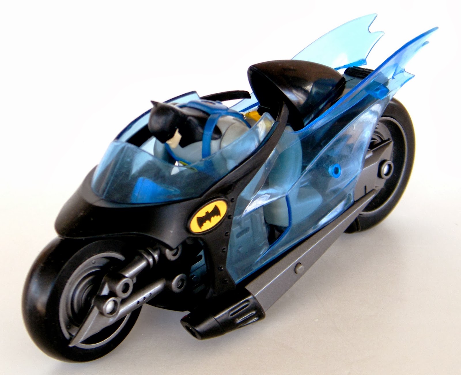Toys and Stuff: Mattel 2004 Dark Knight G3439 DC Comics Batcycle