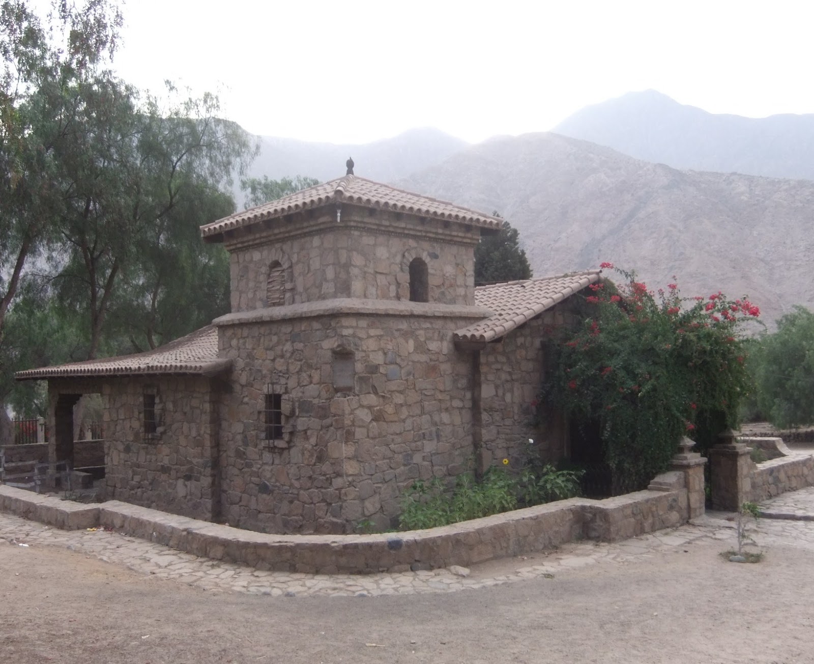 LUGARES TURÍSTICOS EN PERÚ: FOTO: CASA DE SANTA ROSA DE QUIVES