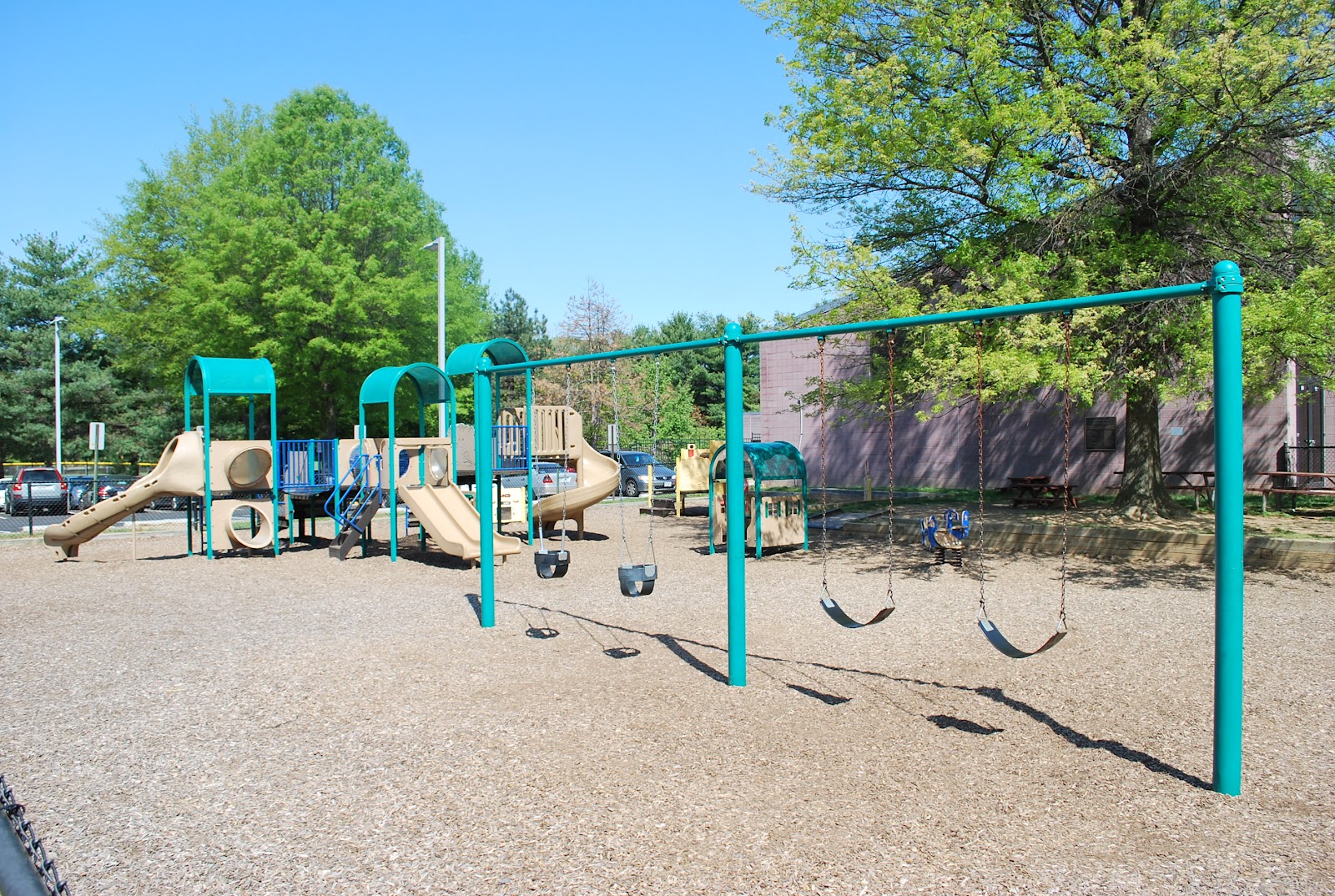 The Next Best Thing.....: Spring Hill Park in Mclean, VA!