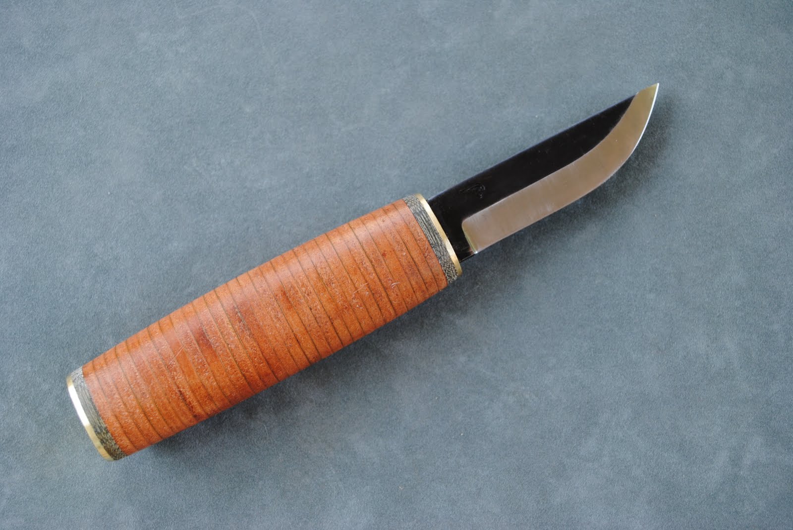 The Coffey Shop....: Leather Handled Puukko