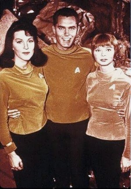 ELVISMANIA: As Co-Stars de Elvis em Star Trek