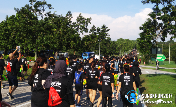 Awesome Water Fun Run @ SongkRUN Malaysia 2017