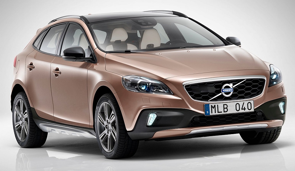 Volta a Portugal Volvo V40 com prémios e muita animação - COCKPIT AUTOMÓVEL