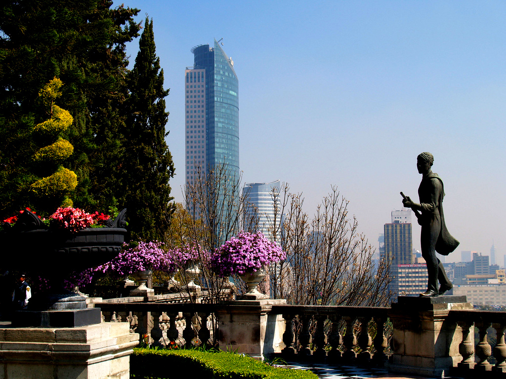 loveisspeed.......: Chapultepec Castle or Castillo de Chapultepec is ...