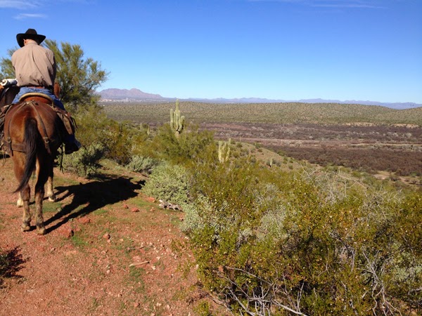 Camping and Horses : COON BLUFF AND THE SALT RIVER