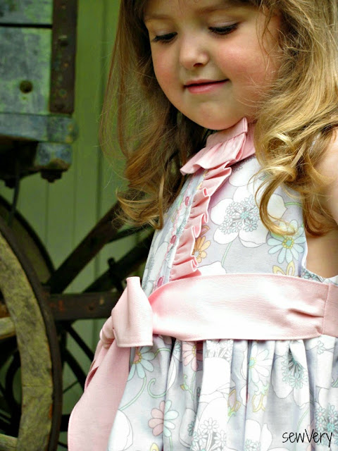 sewVery: The Cottage Mama Pattern Tour: Miss Matilda Dress