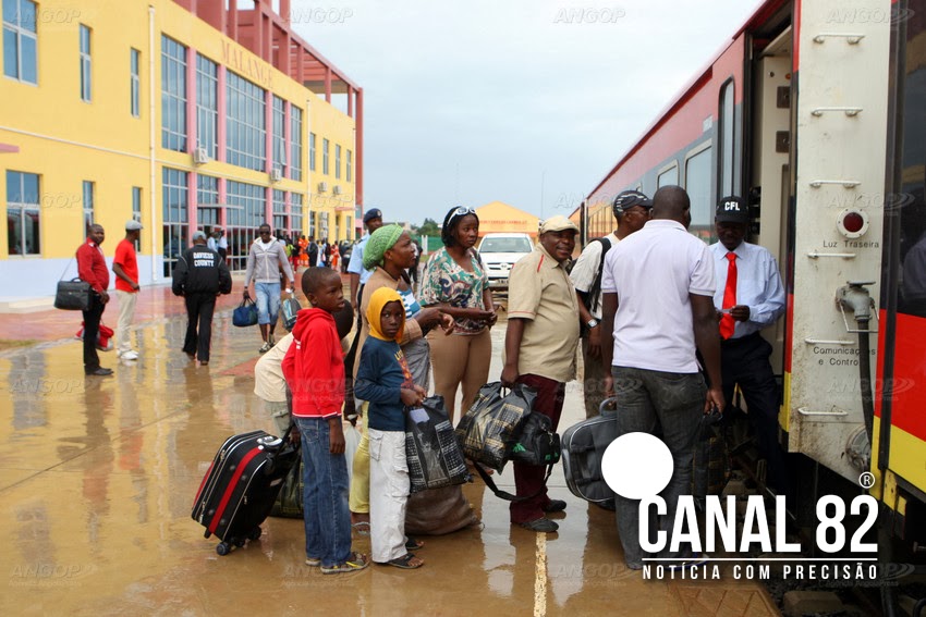 FALÊNCIA NOS CAMINHOS DE FERRO DE LUANDA | COMBOIO PÁRA EM LUANDA