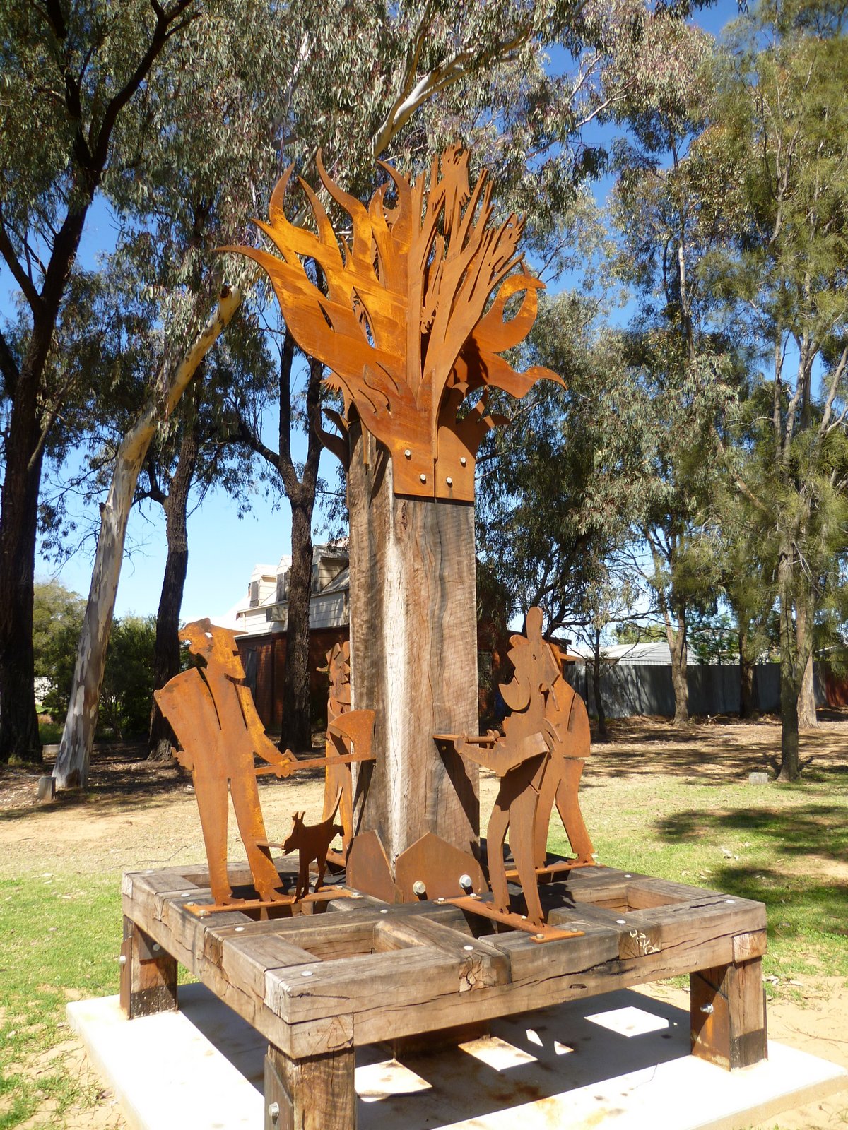 Witchwae on the Move: Mathoura - NSW - Start of the LONG PADDOCK