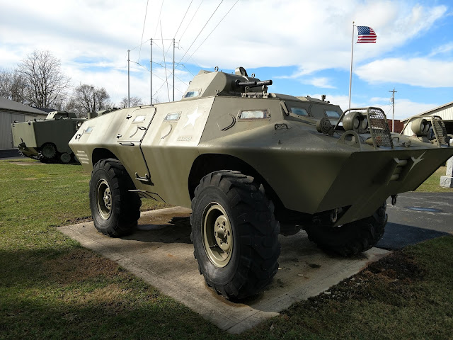 Travels of a Hobgoblin Taphophile: Cadillac Gage Commando (V-100 M706 ...