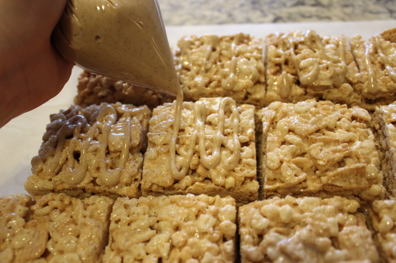 a blonde, a boy, and a blog. . .: maple & cinnamon toast crunch rice ...