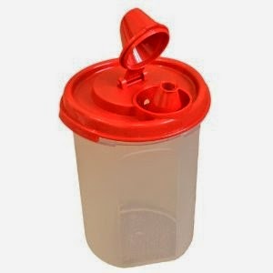 Tupperware Queen !!: OIL CANS