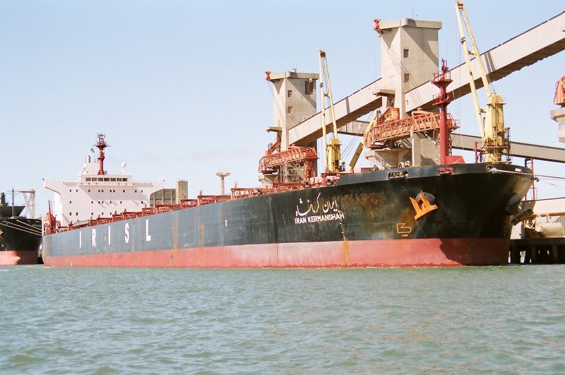 Navios em Santos: Terminais Portuários Brasileiros