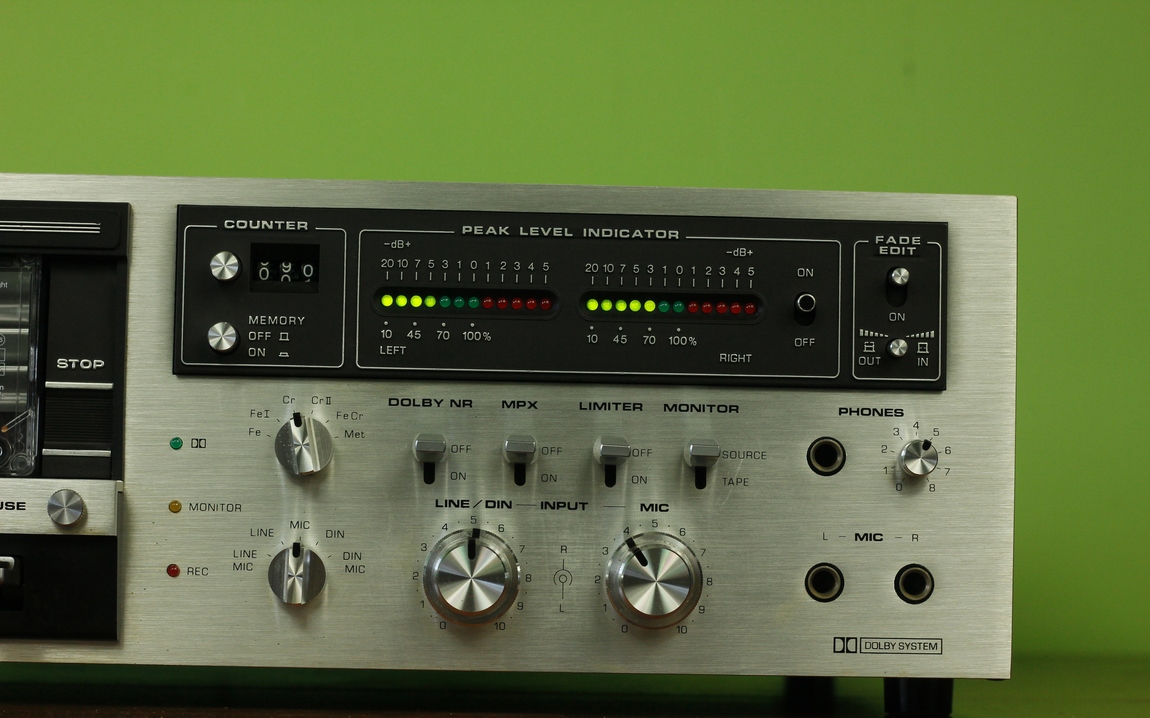 Dual C830 - Stereo Cassette Deck | AudioBaza