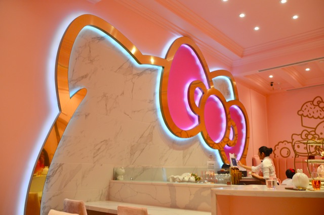 Hello Katie Girl: Hello, Hello Kitty Cafe!