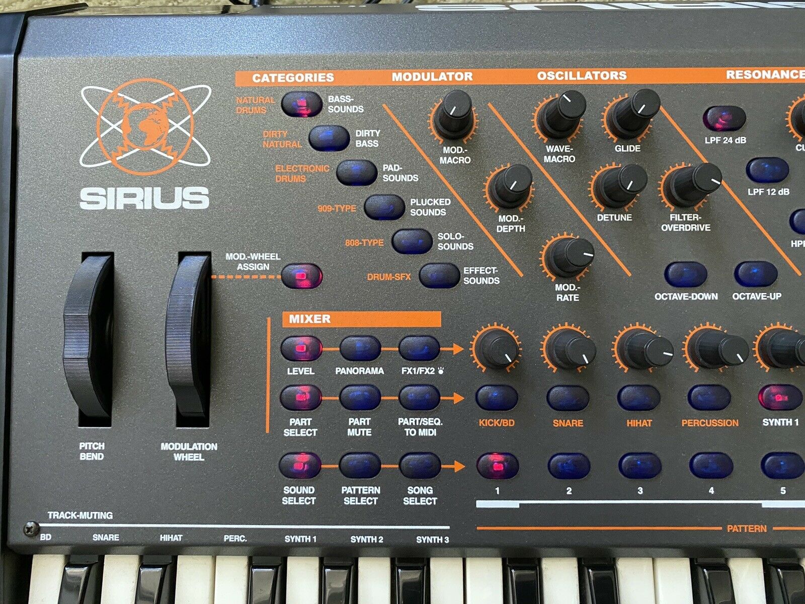 MATRIXSYNTH: RARE Quasimidi Sirius Synthesizer Keyboard Groovebox ...