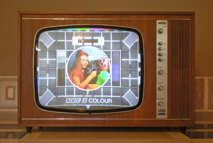 This Way Up: 10 Television Set Things