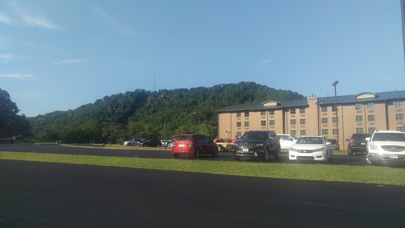 The Cool Science Dad: West Virginia Trip Post #4 - Chief Logan State Park