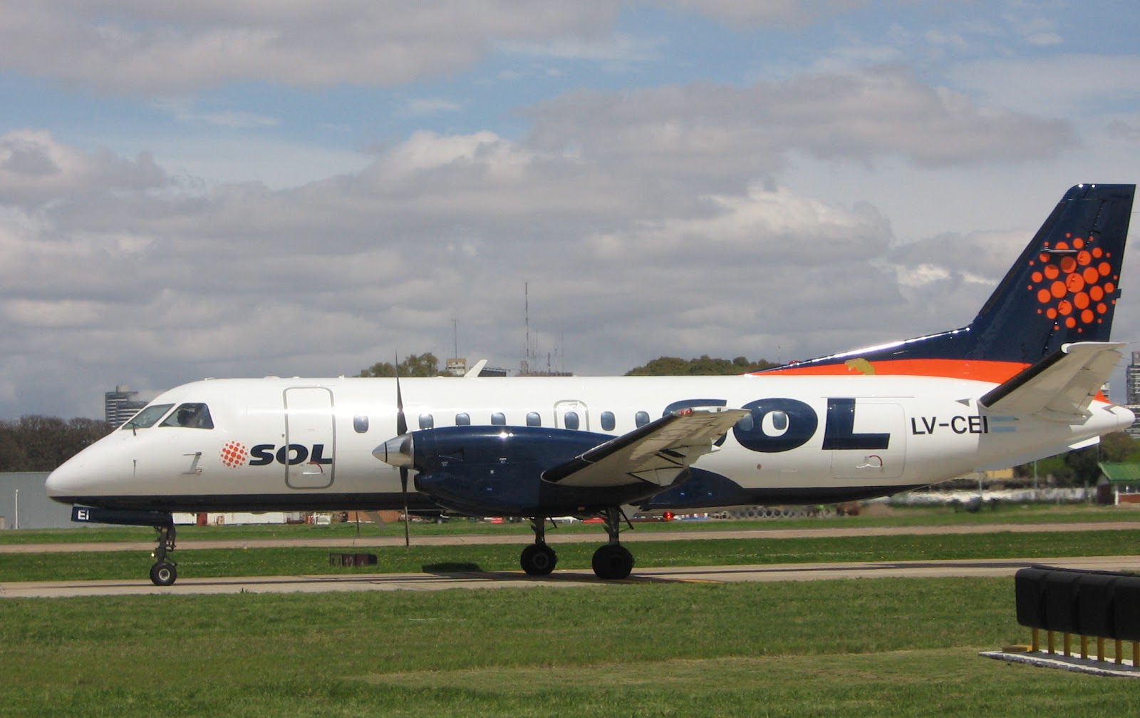 Argentina Airline News, Photography & Spotting: PLUNA Update: BQB and ...