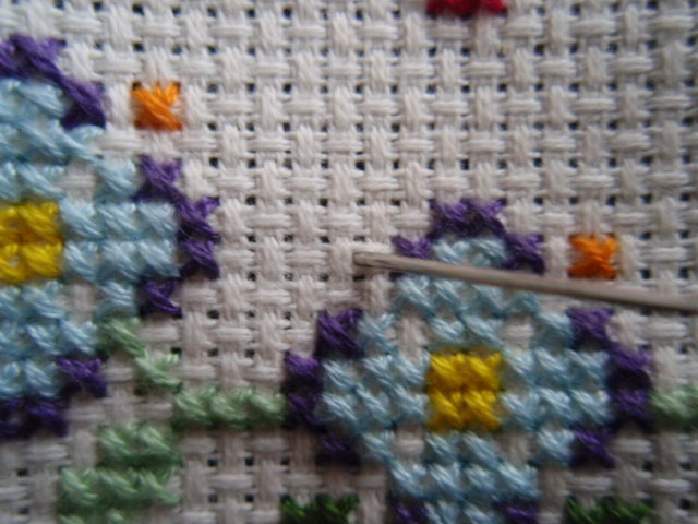 The Flashing Scissors: Pinhead Stitch Tutorial