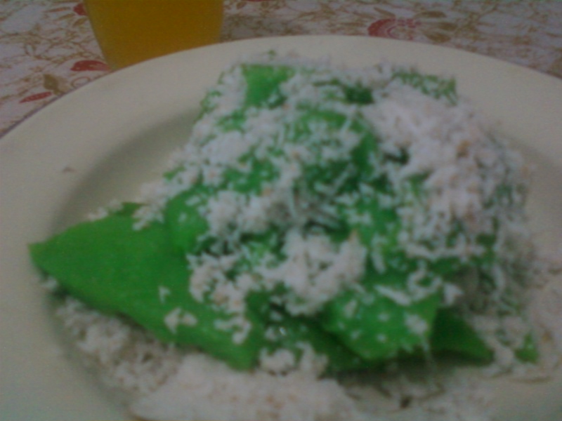 Nengok Indonesia: Kuliner Kaki lima Khas Indramayu